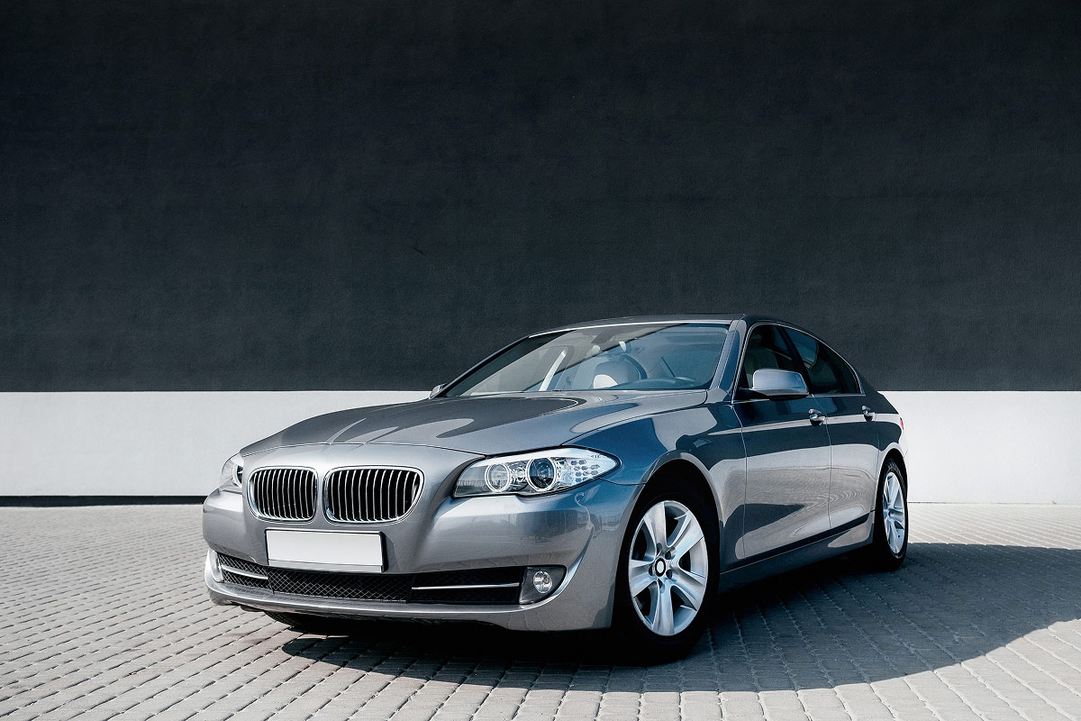 Top 5 stylish and powerful luxury cars - Broadblend.com - Read, Learn, Grow